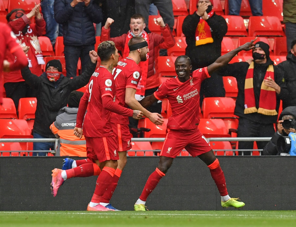 Liverpool survive a late Collapse to through to the SF of UEFA ...